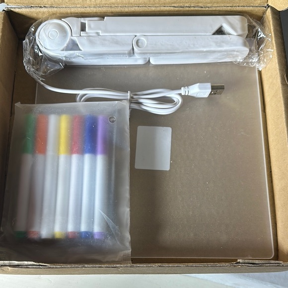 Art | Usb Powered Led Drawing Board With Markers | Poshmark